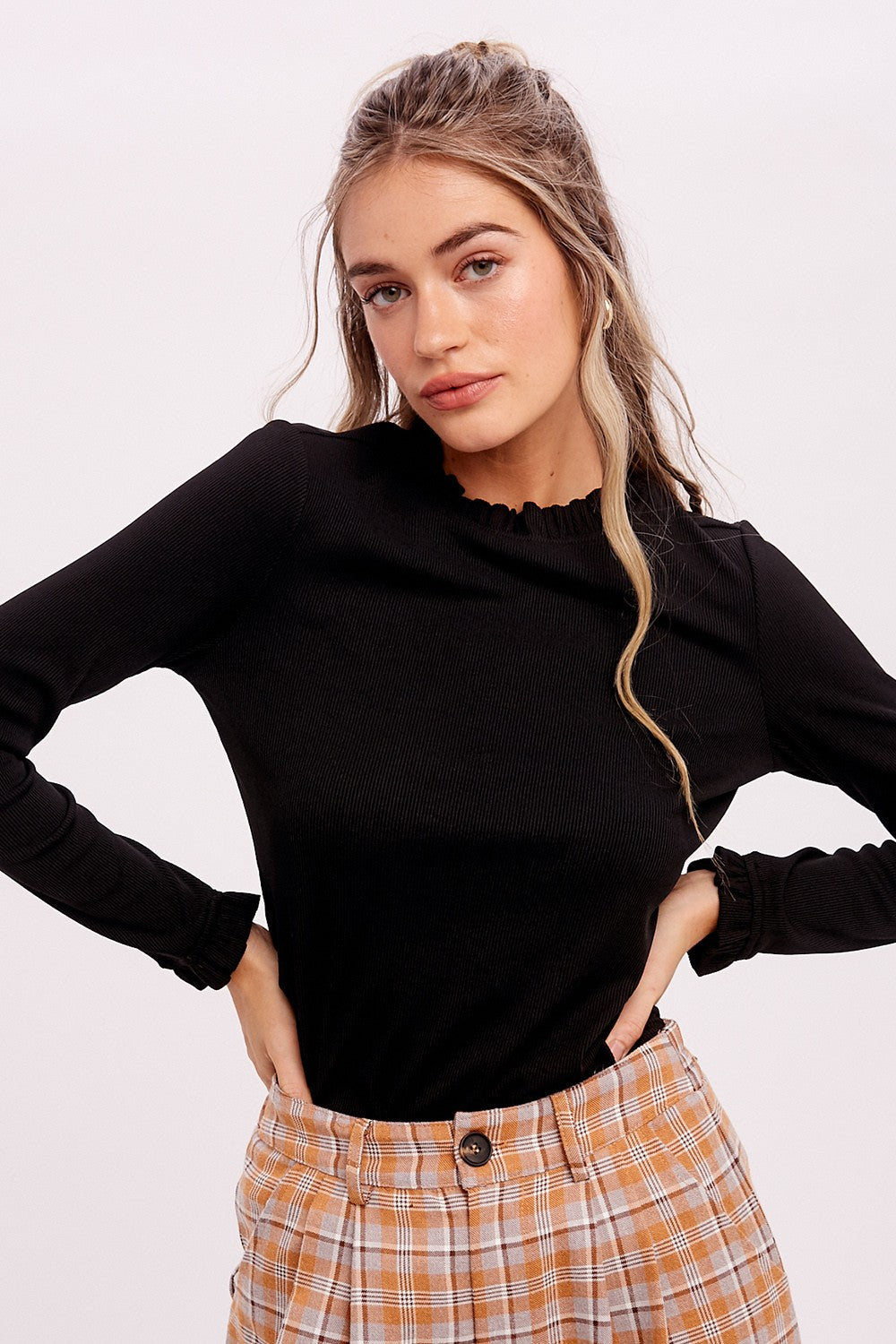 Ribbed Ruffle Neck- Black – MISS LOU